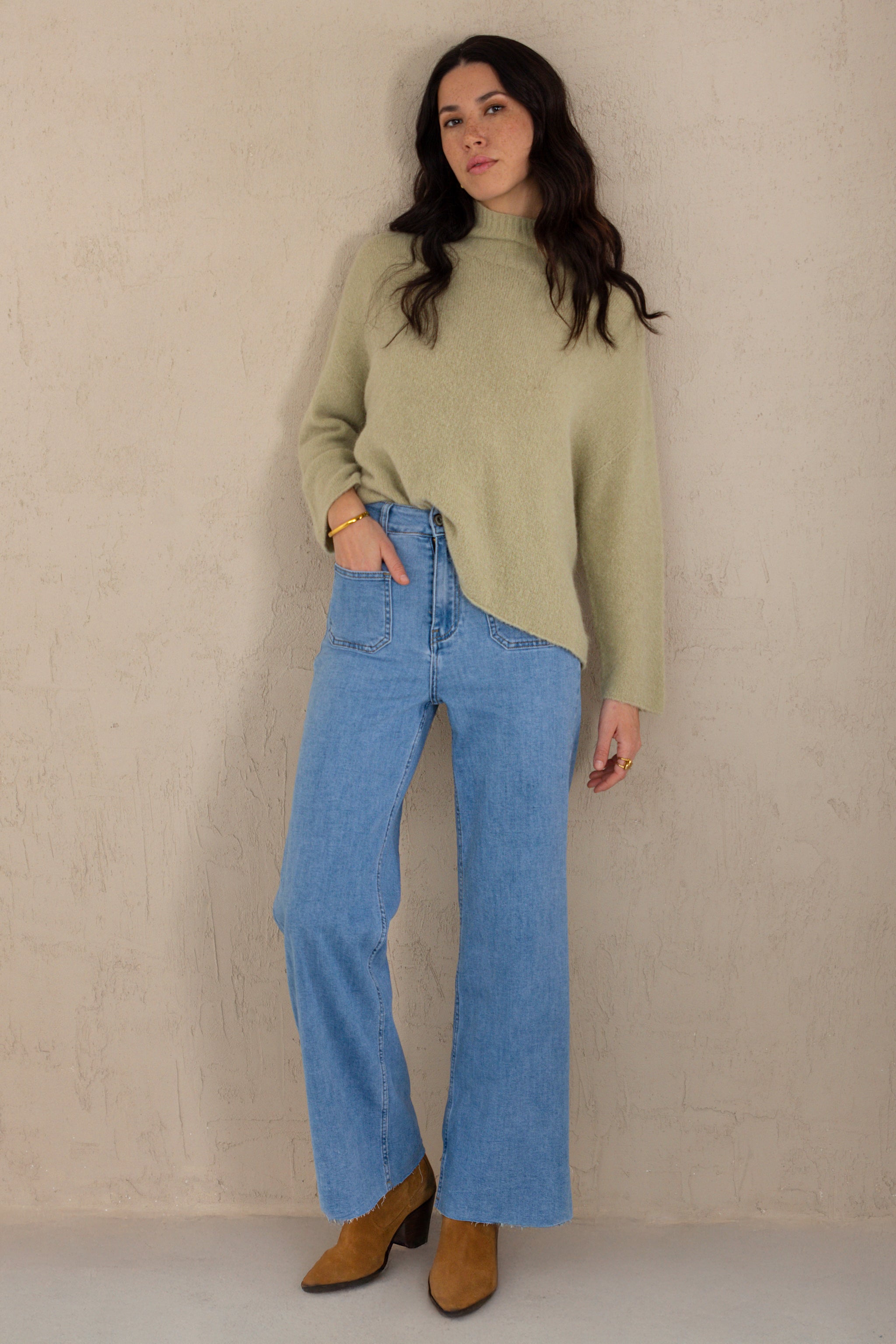 MONICA JEANS // MEDIUM DENIM